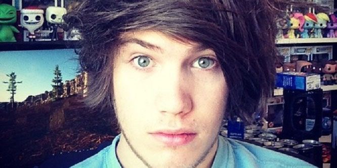 Maxmoefoe - Age, Bio, Family | Famous Birthdays