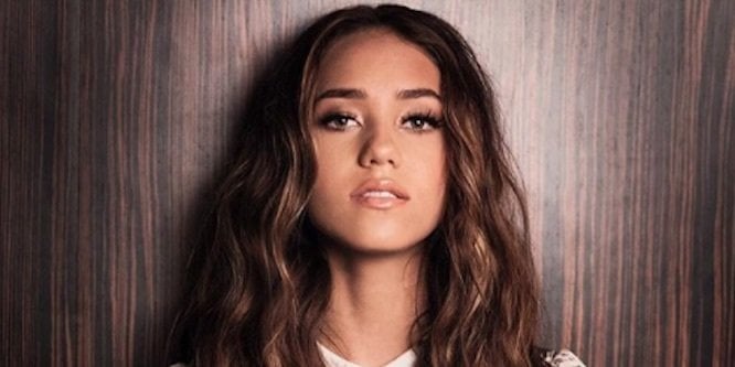 Skylar Simone - Age, Bio, Family | Famous Birthdays