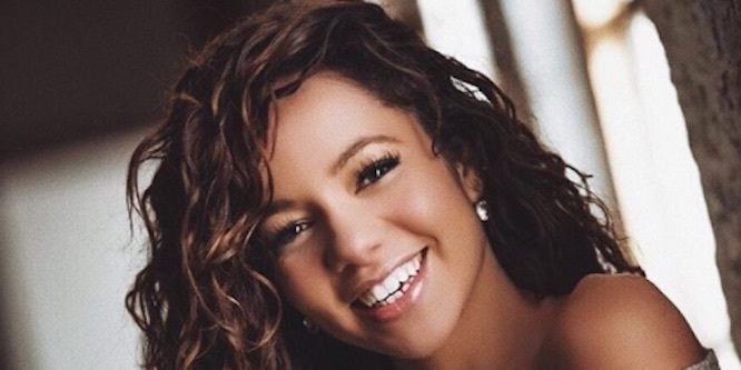 Lexie Stevenson - Age, Family, Bio | Famous Birthdays