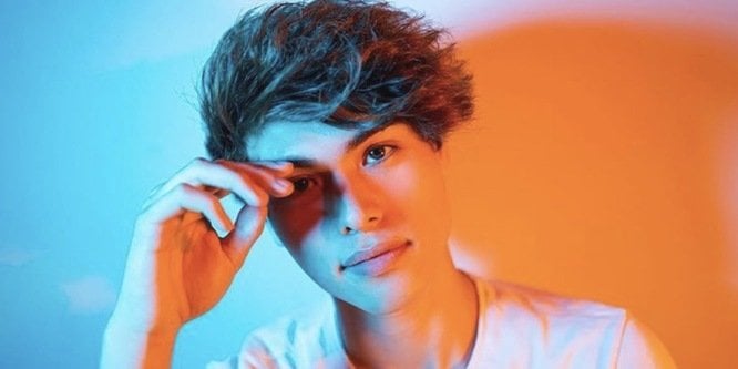 Alex Stokes Age & Bio | Famous Birthdays