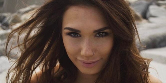 Alex Swift - Age, Family, Bio | Famous Birthdays