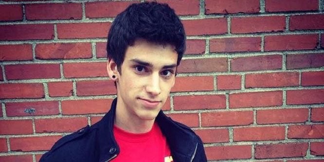 Sam Tabor - Âge, famille, biographie | Famous Birthdays