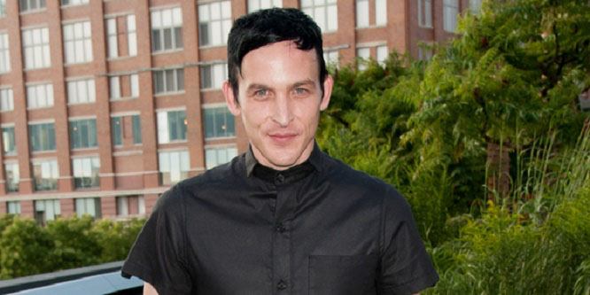 Robin Lord Taylor Age & Bio | Famous Birthdays