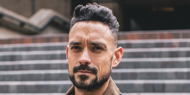 Carl Thompson - Age, Family, Bio | Famous Birthdays