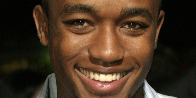 Lee Thompson - Age, Family, Bio | Famous Birthdays