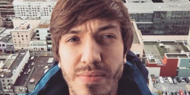 Chris Trott - Age, Family, Bio | Famous Birthdays