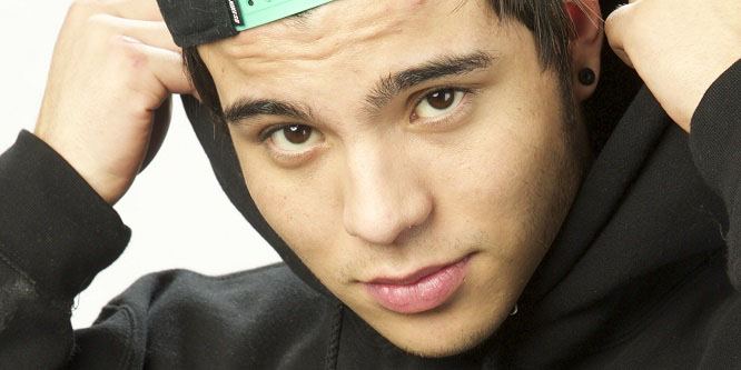 Sebastián Villalobos - Age, Bio, Family | Famous Birthdays
