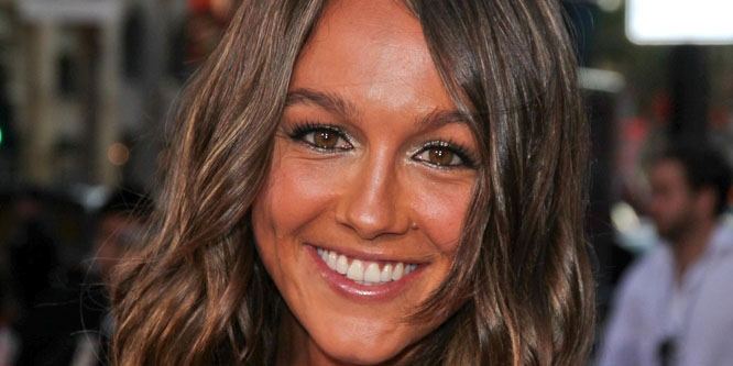 Sharni Vinson - Age, Bio, Family | Famous Birthdays