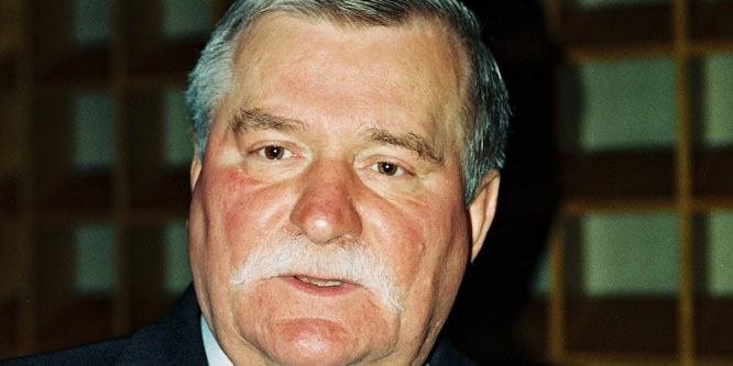 Lech Walesa Age & Bio | Famous Birthdays