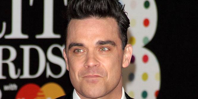 Robbie Williams - Age, Family, Bio | Famous Birthdays