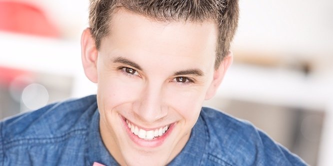 Chaz Wolcott - Age, Bio, Family | Famous Birthdays