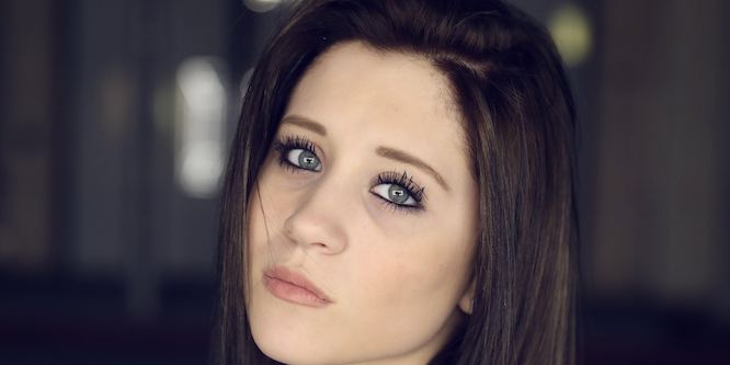 Lizzy Wurst - Age, Bio, Family | Famous Birthdays