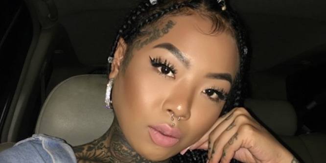 Yaya Flawless - Age, Family, Bio | Famous Birthdays