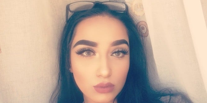 Umi Zarin - Age, Family, Bio | Famous Birthdays