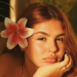 Madu Adamowski - Age, Bio, Family | Famous Birthdays