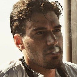 Alex Adinolfi - Age, Bio, Family | Famous Birthdays