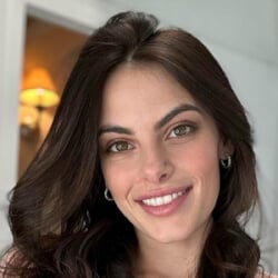Alexa Pearl - Age, Bio, Family | Famous Birthdays