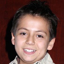 Adrian Alonso - Age, Bio, Family | Famous Birthdays