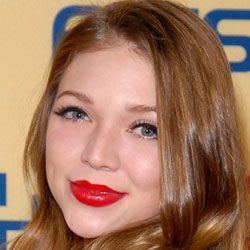 Jessie Andrews - Age, Bio, Family | Famous Birthdays