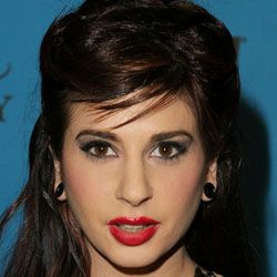 Lily Lou - Age, Bio, Family | Famous Birthdays