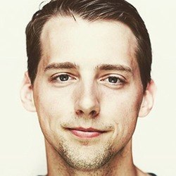 Alex Apple - Age, Bio, Family | Famous Birthdays