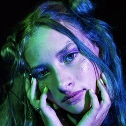 Elusin - Bio, Family | Famous Birthdays