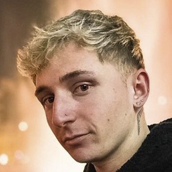 Lucas Balbo - Age, Bio, Family | Famous Birthdays