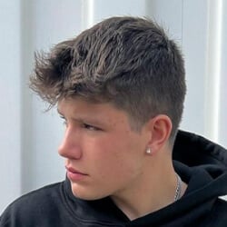 Austin Beasley - Age, Bio, Family | Famous Birthdays