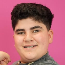 Eric Ou - Age, Bio, Family | Famous Birthdays