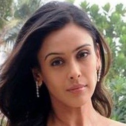 Hrishitaa Bhatt - Age, Bio, Family | Famous Birthdays