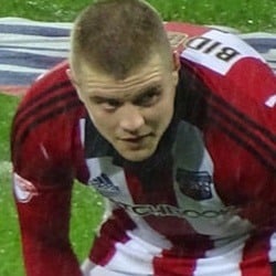 Jake Bidwell - Age, Bio, Family | Famous Birthdays