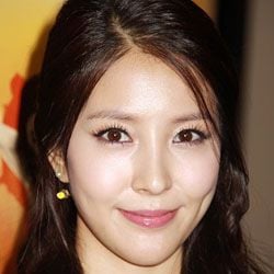 Gabee - Age, Bio, Family | Famous Birthdays