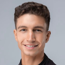 Josh Brett - Bio, Family | Famous Birthdays