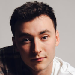 Thibo Julien Brockbernd - Age, Bio, Family | Famous Birthdays