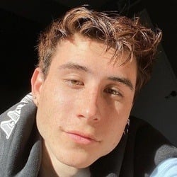 Caden McDonald - Age, Bio, Family | Famous Birthdays
