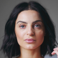 Domenica Calarco - Age, Bio, Family | Famous Birthdays