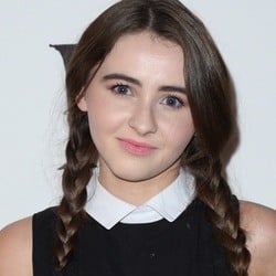 Elizabeth Carpenter - Age, Bio, Family | Famous Birthdays