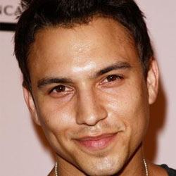 Gus Carr - Age, Bio, Family | Famous Birthdays
