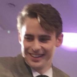 Carl Smith (YouTube Star) - Age, Bio, Family | Famous Birthdays