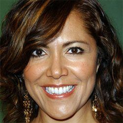 Laura Cerón - Age, Bio, Family | Famous Birthdays
