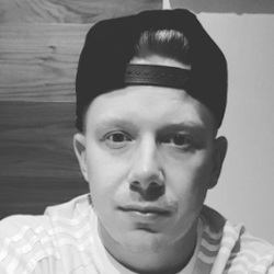 Byze - Age, Bio, Family | Famous Birthdays