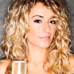 Amanda Champagne - Age, Bio, Family | Famous Birthdays