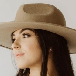 Madison Chavez - Age, Bio, Family | Famous Birthdays