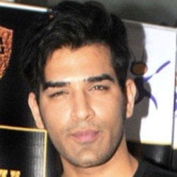 Paras Chhabra - Age, Bio, Family | Famous Birthdays