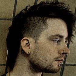 Eli Clark - Age, Bio, Family | Famous Birthdays