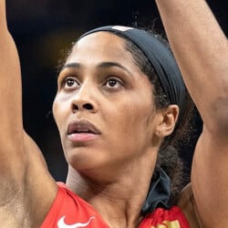 Sydney Colson - Age, Bio, Family | Famous Birthdays
