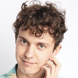 May 4 Celebrity Birthdays | Famous Birthdays