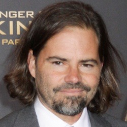 Peter Craig - Age, Bio, Family | Famous Birthdays