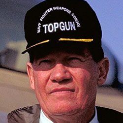 Duke Cunningham - Age, Bio, Family | Famous Birthdays