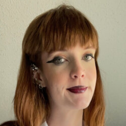 Maci Currin - Age, Bio, Family | Famous Birthdays
